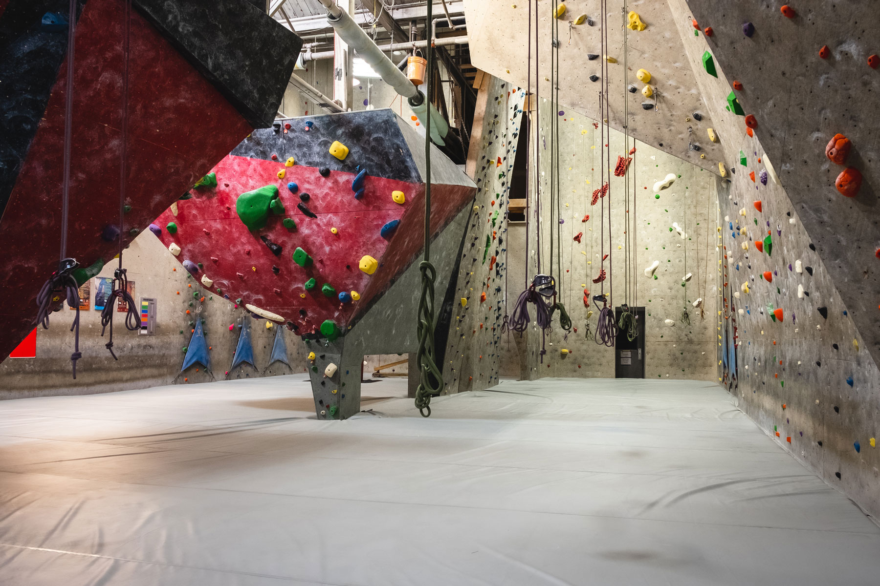 90s Canadian Gym Plans Big Extension - Climbing Business Journal